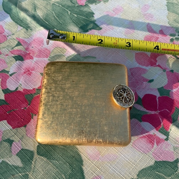 Avon | Makeup | Vintage Avon Gold Compact With Powder Puff | Poshmark